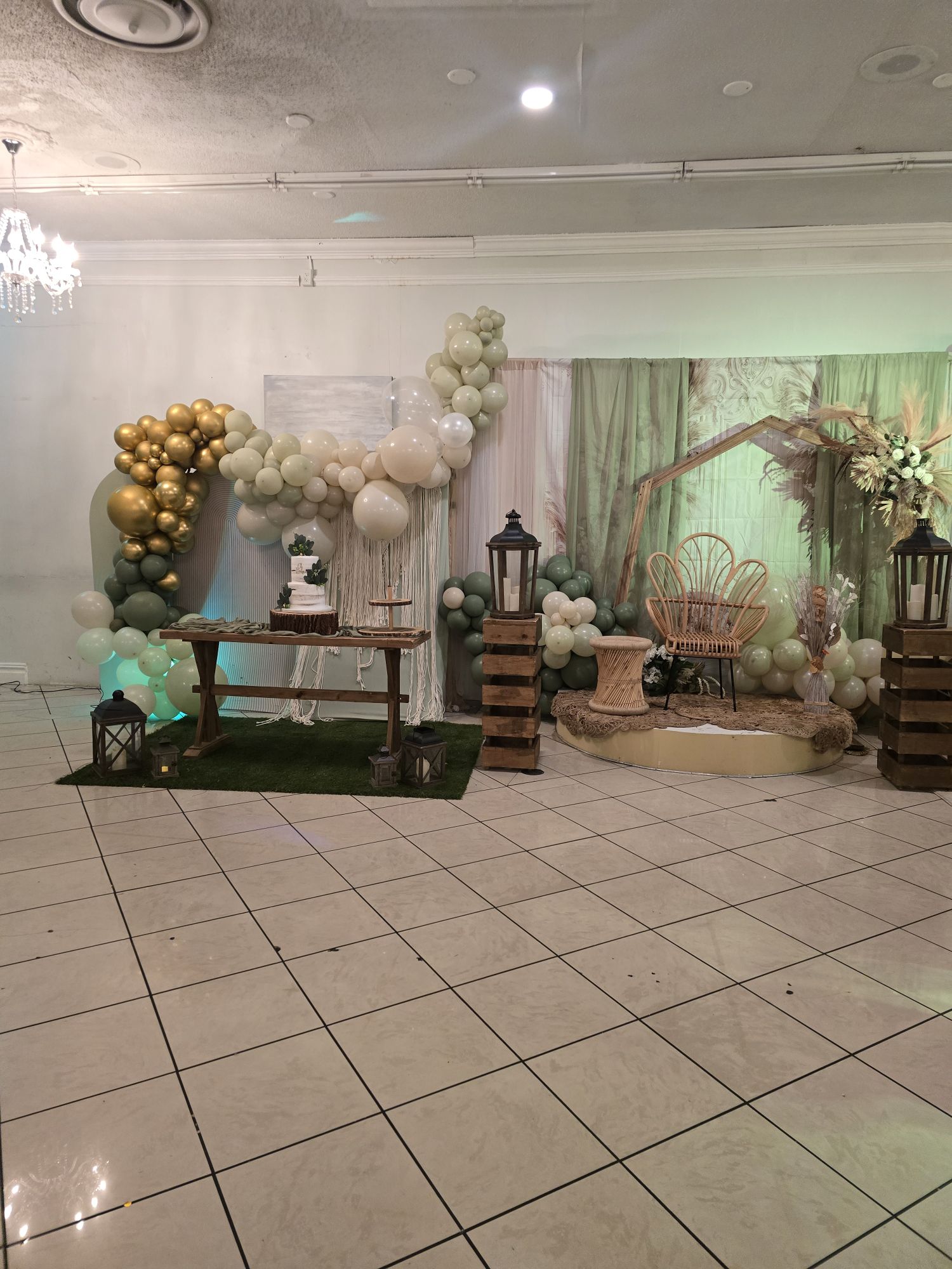 Cómo decorar un baby shower moderno y eleganteLos baby showers se han ...